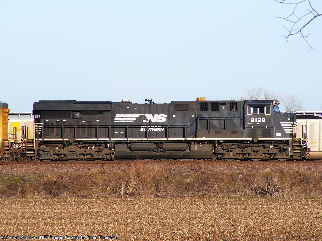 NS 8178